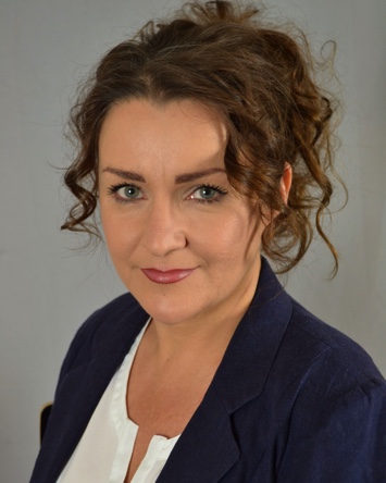 Biography of Debbie Zain – The Official website of Debbie Zain